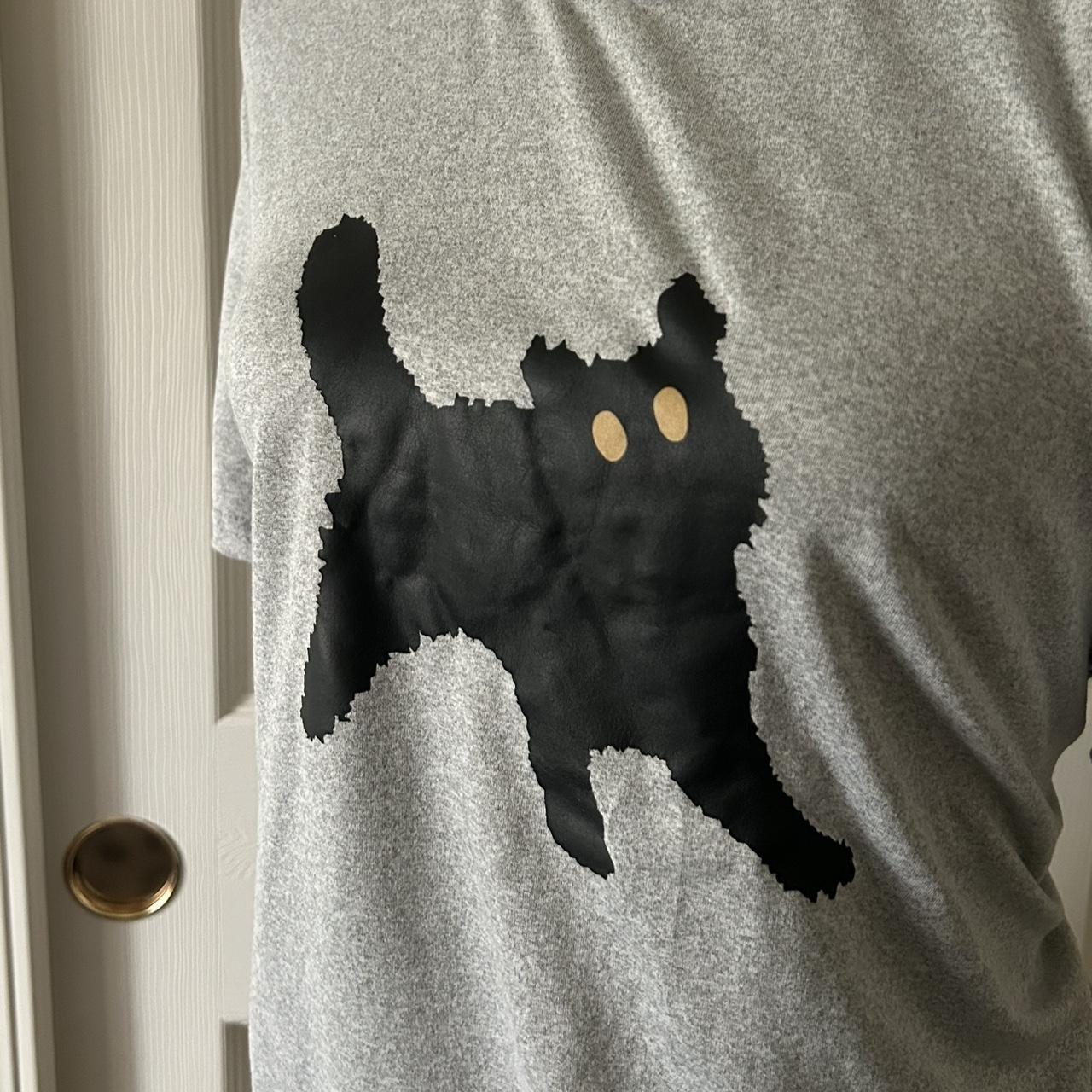 Black Cat Scrunched Side Tee - Gray - Size 18... | Depop