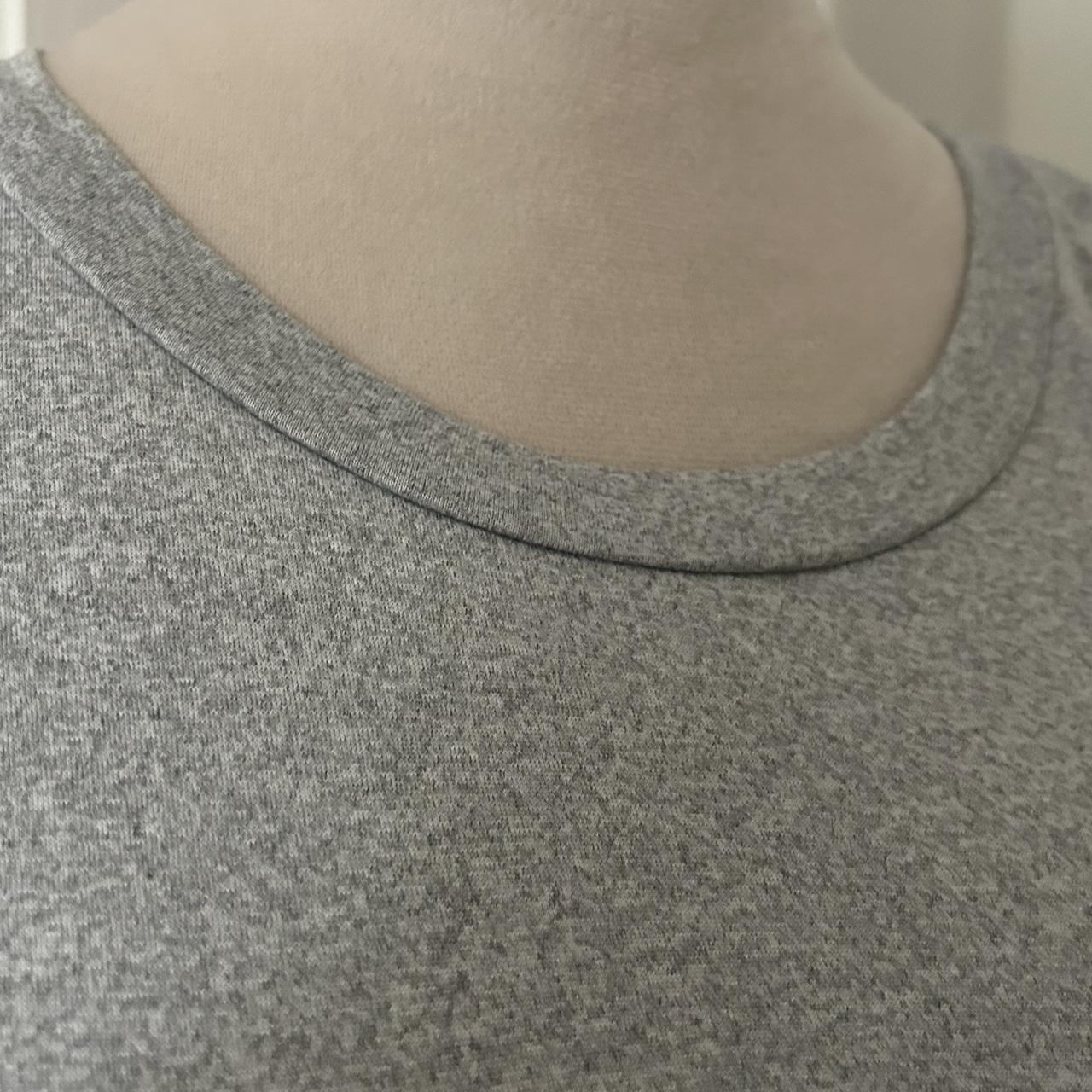 Black Cat Scrunched Side Tee - Gray - Size 18... | Depop