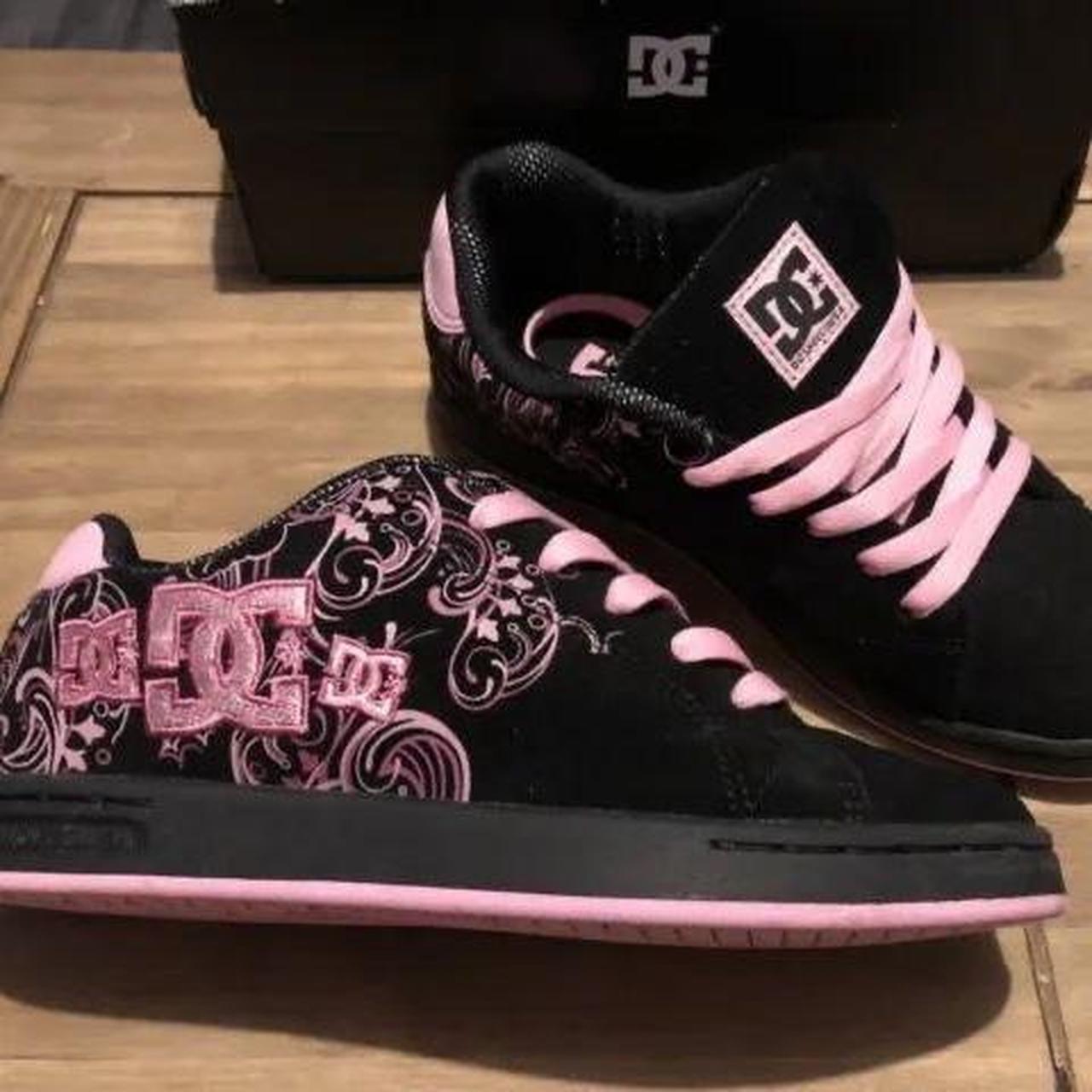 RARE pink dc pixie shoes PLEASE MESSAGE BEFORE... | Depop