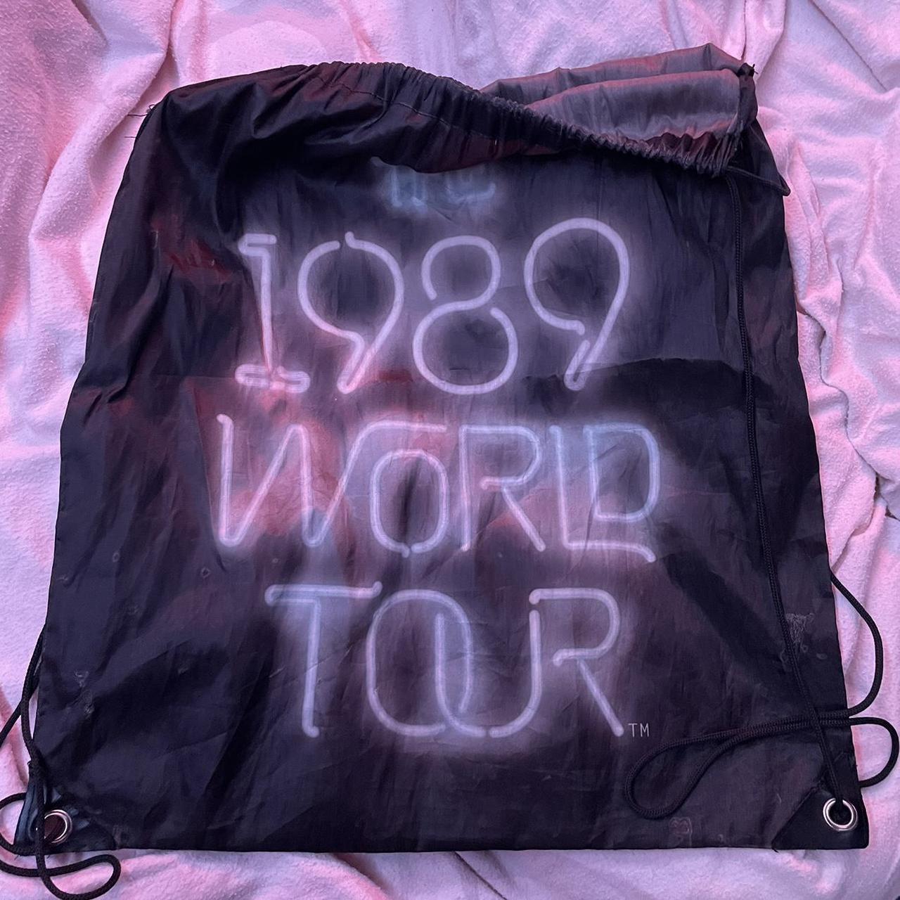 Taylor Swift 1989 Drawstring bag from the London... - Depop