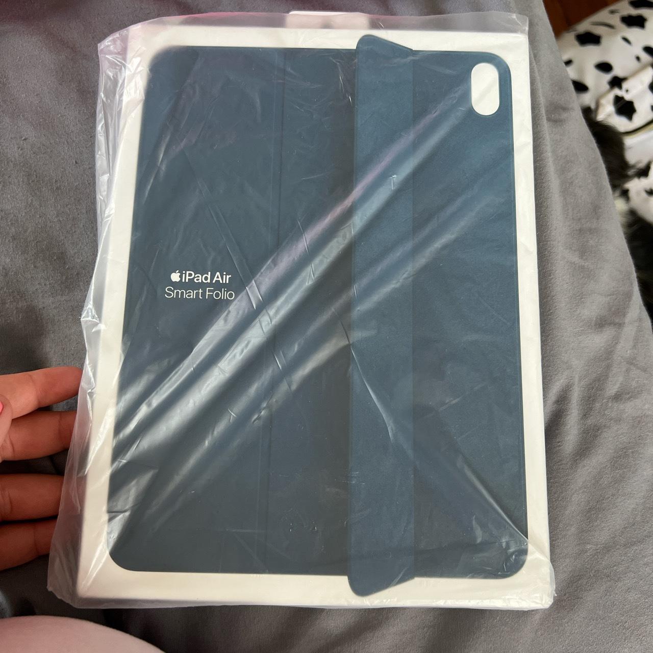 iPad Air Smart Folio case brand new - Depop