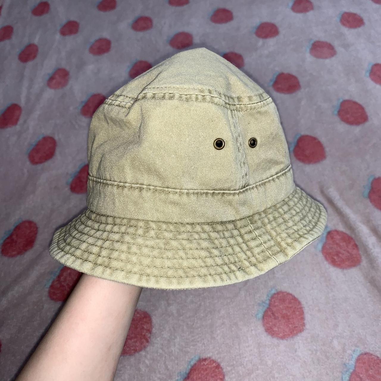 🤎Khaki/tan bucket hat🤎 - never worn -features... - Depop