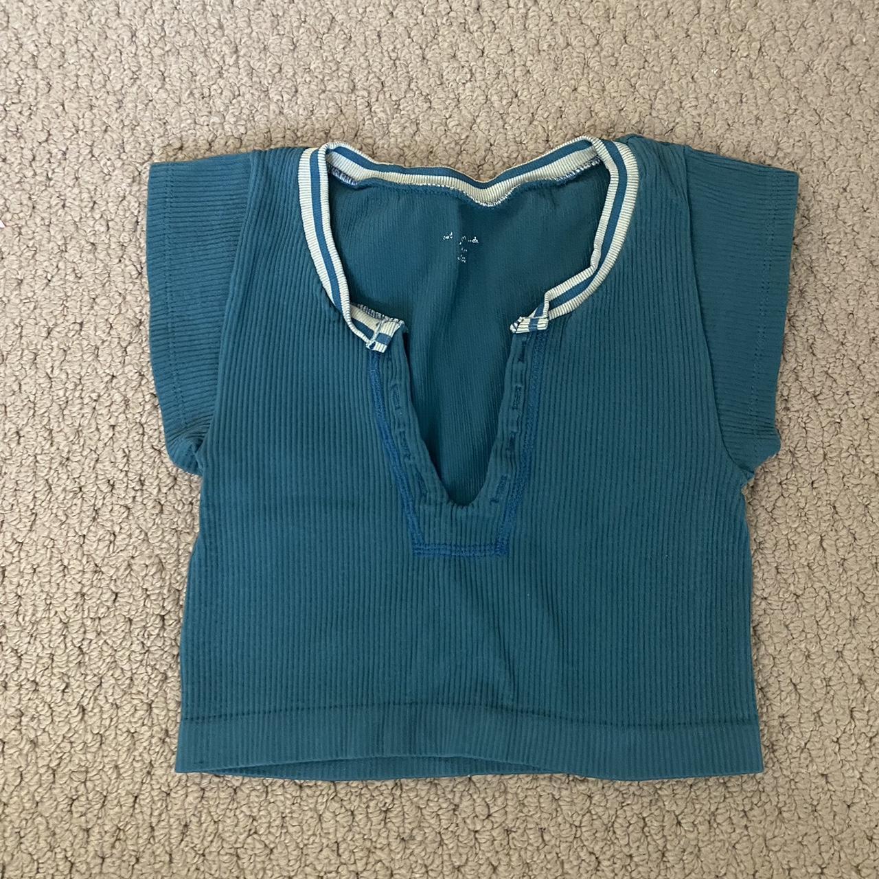 urban go for gold top color : teal/green size : xs/s - Depop