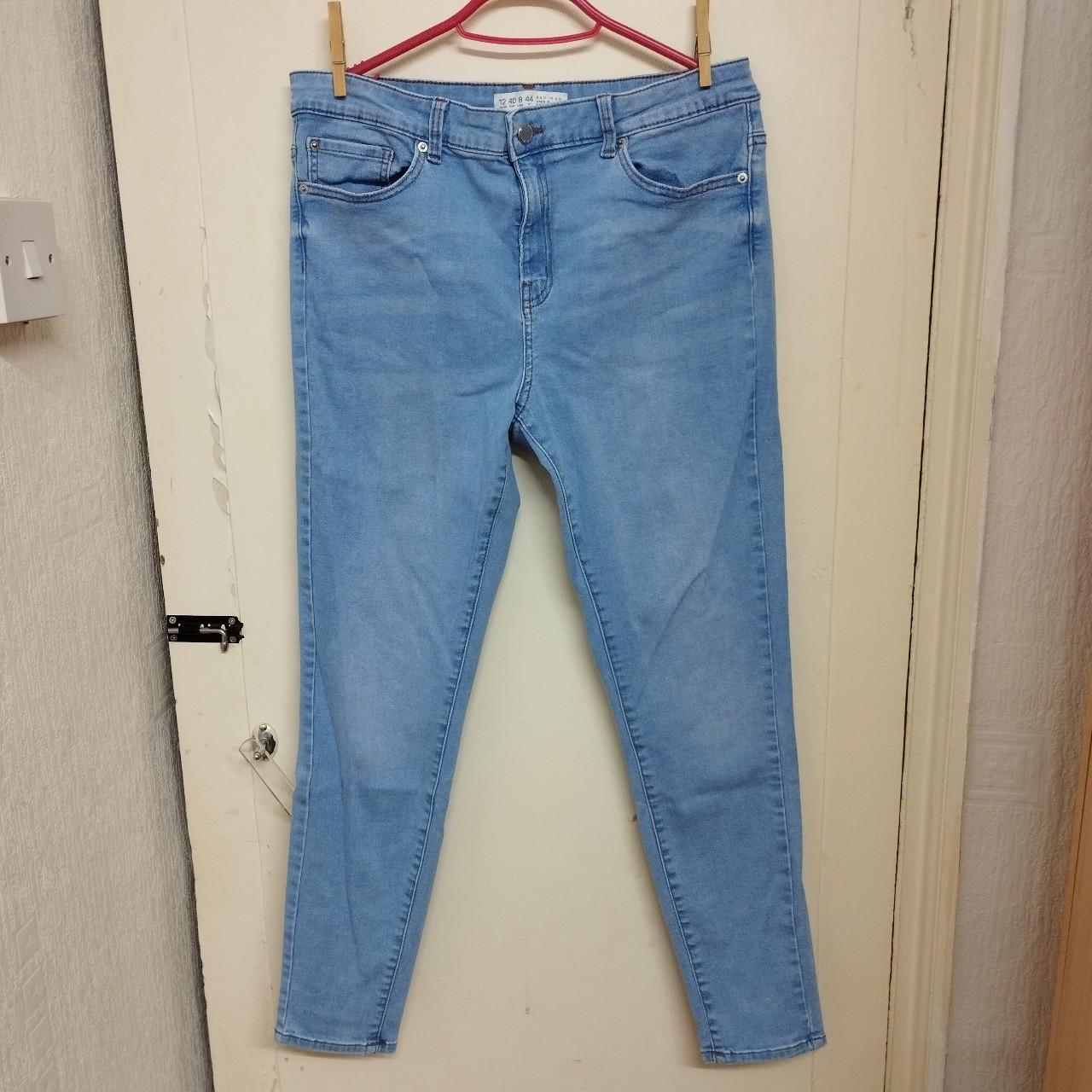 Primark light blue skinny jeans. Fairly stretchy, ... - Depop