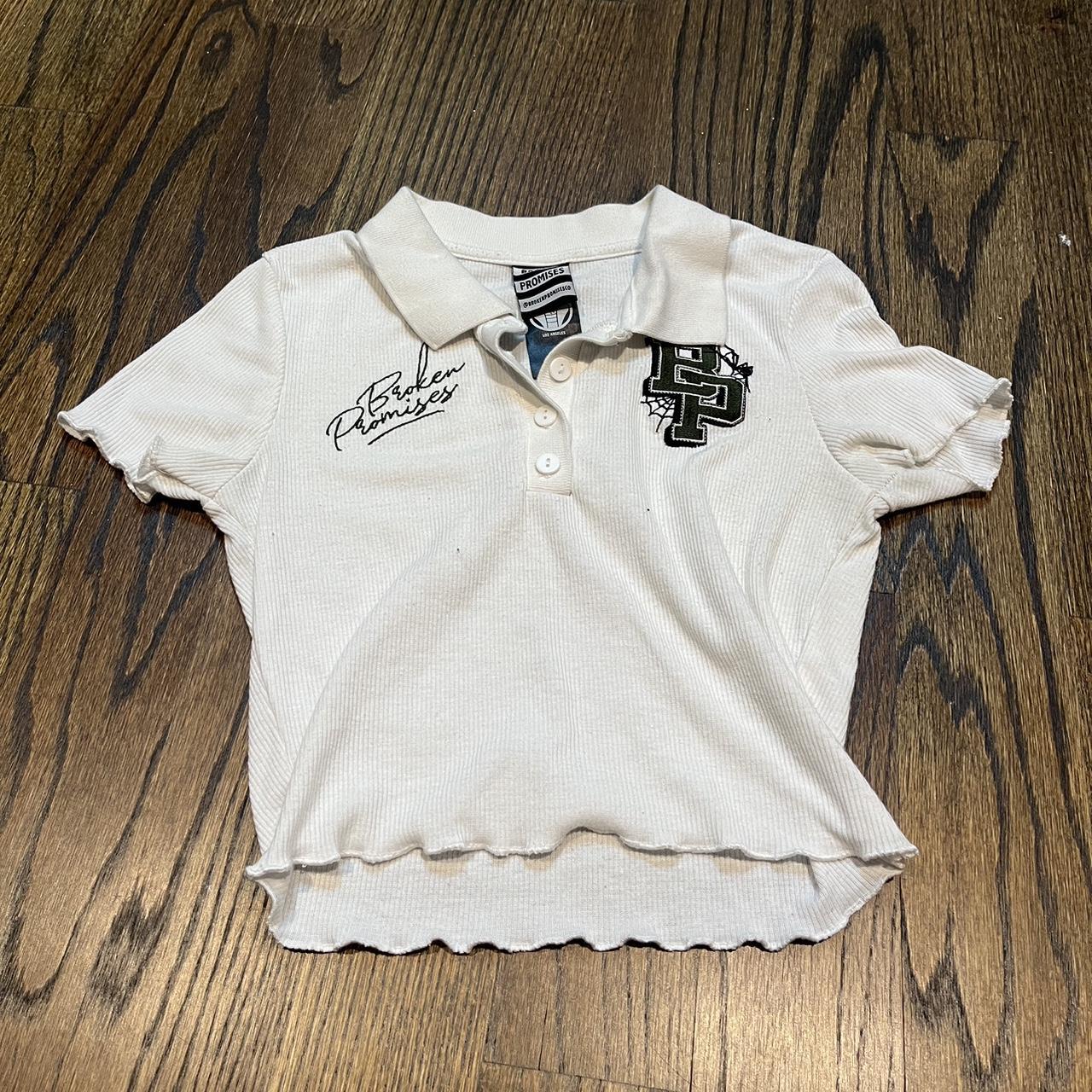 Broken promises crop top - Depop