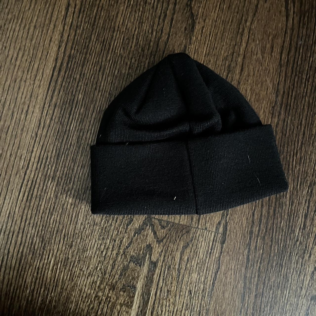 Dc beanie No holes or tears - Depop