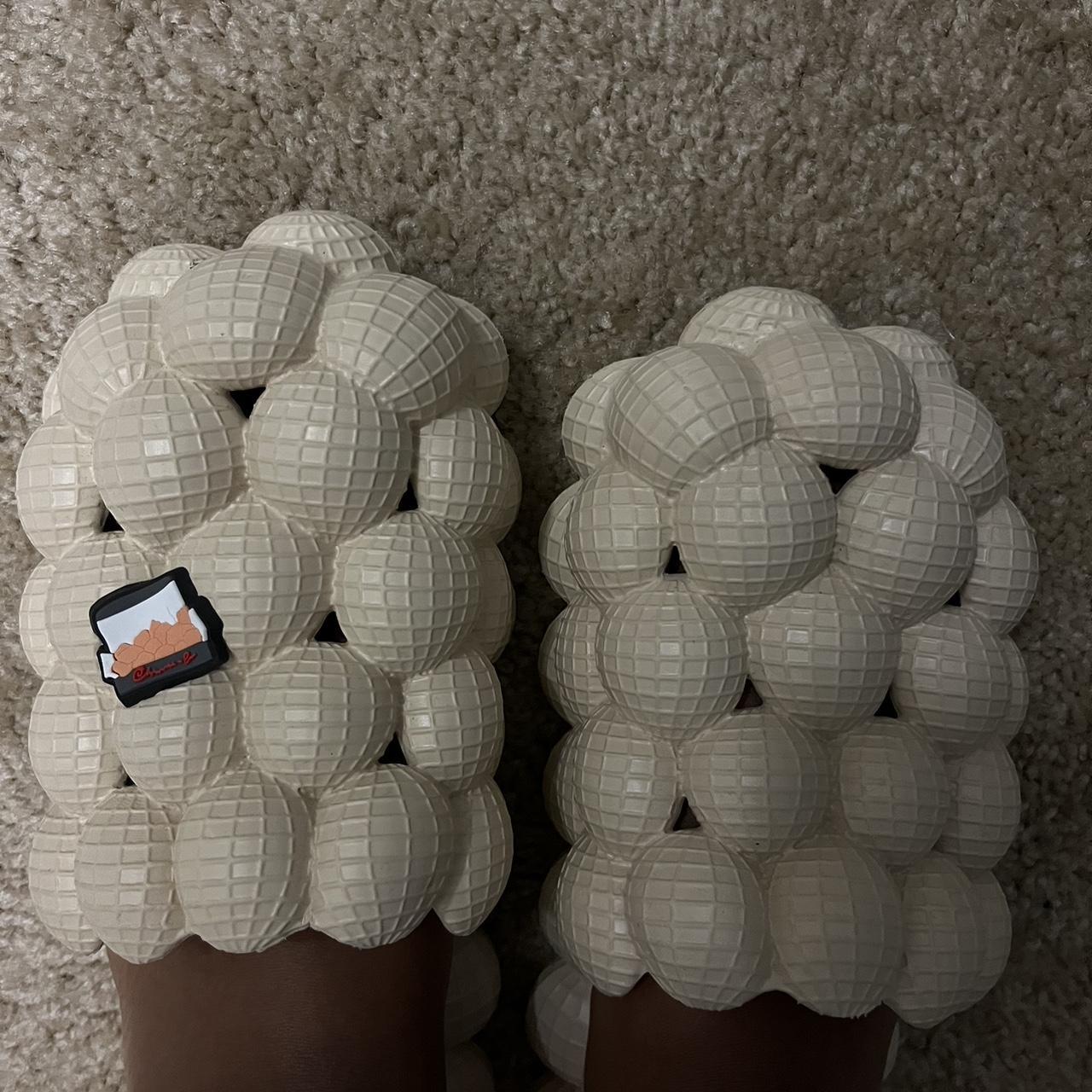 Women's Cream and Tan Slides | Depop