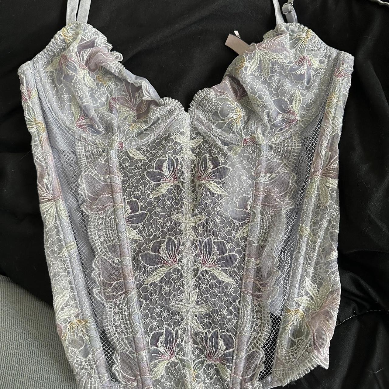 victoria secret corset medium hardly used - Depop