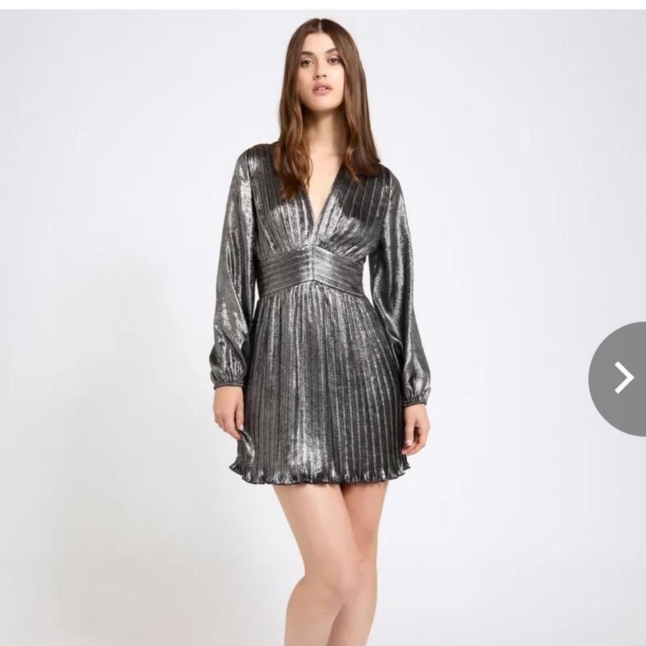 Dunnes Stores Savida (size small) silver metallic... | Depop