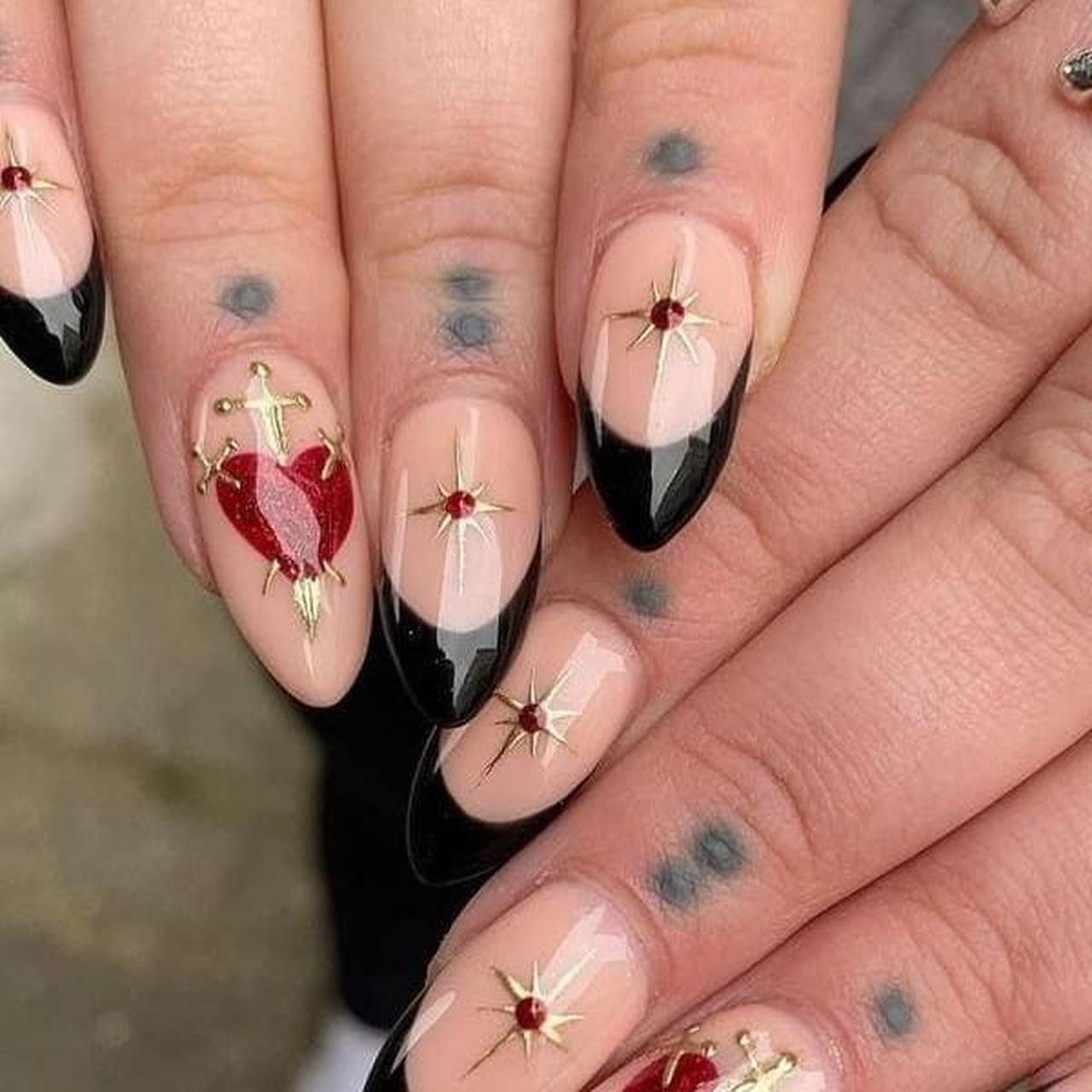 GOTHIC/VAMPIRESS/WHIMSIGOTH NAIL PAINTING... - Depop