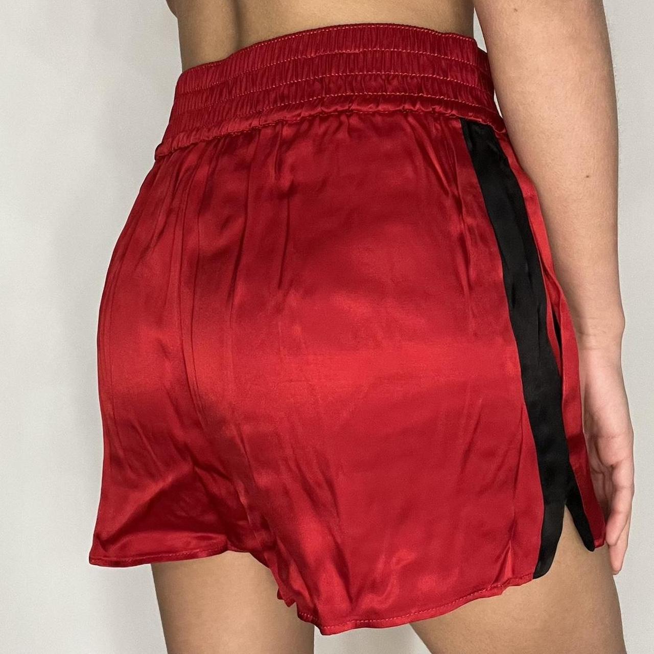 Everlast Women's Red Shorts | Depop