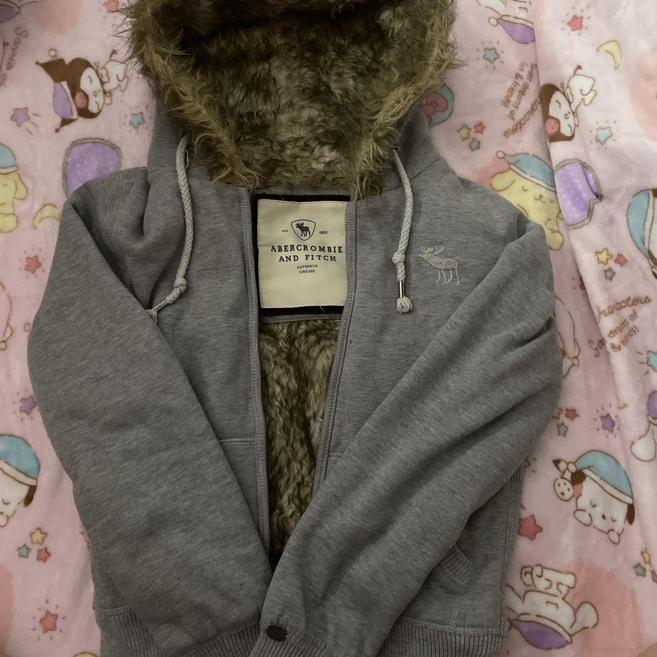 2000s rare vintage Abercrombie & Fitch grey fur hood... - Depop
