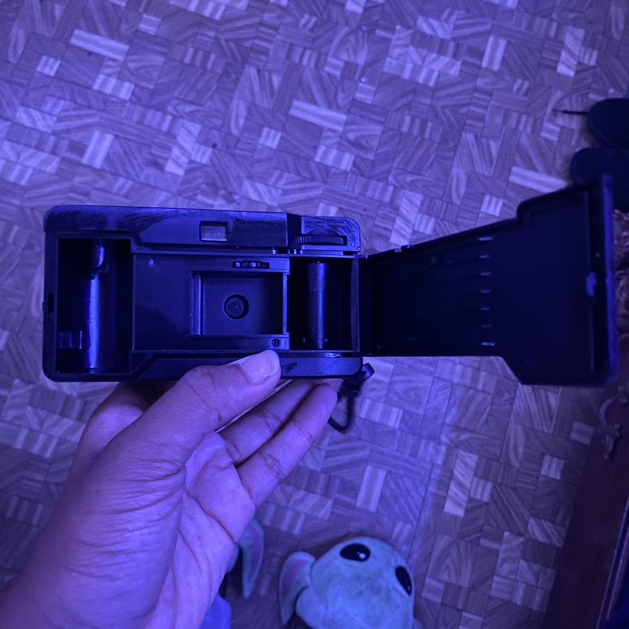 Heyday Camera 💗 Never used because i never brought... - Depop