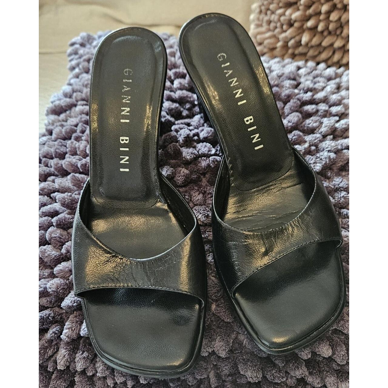 Gianni Bini Black Leather The Barbie Size 6... - Depop