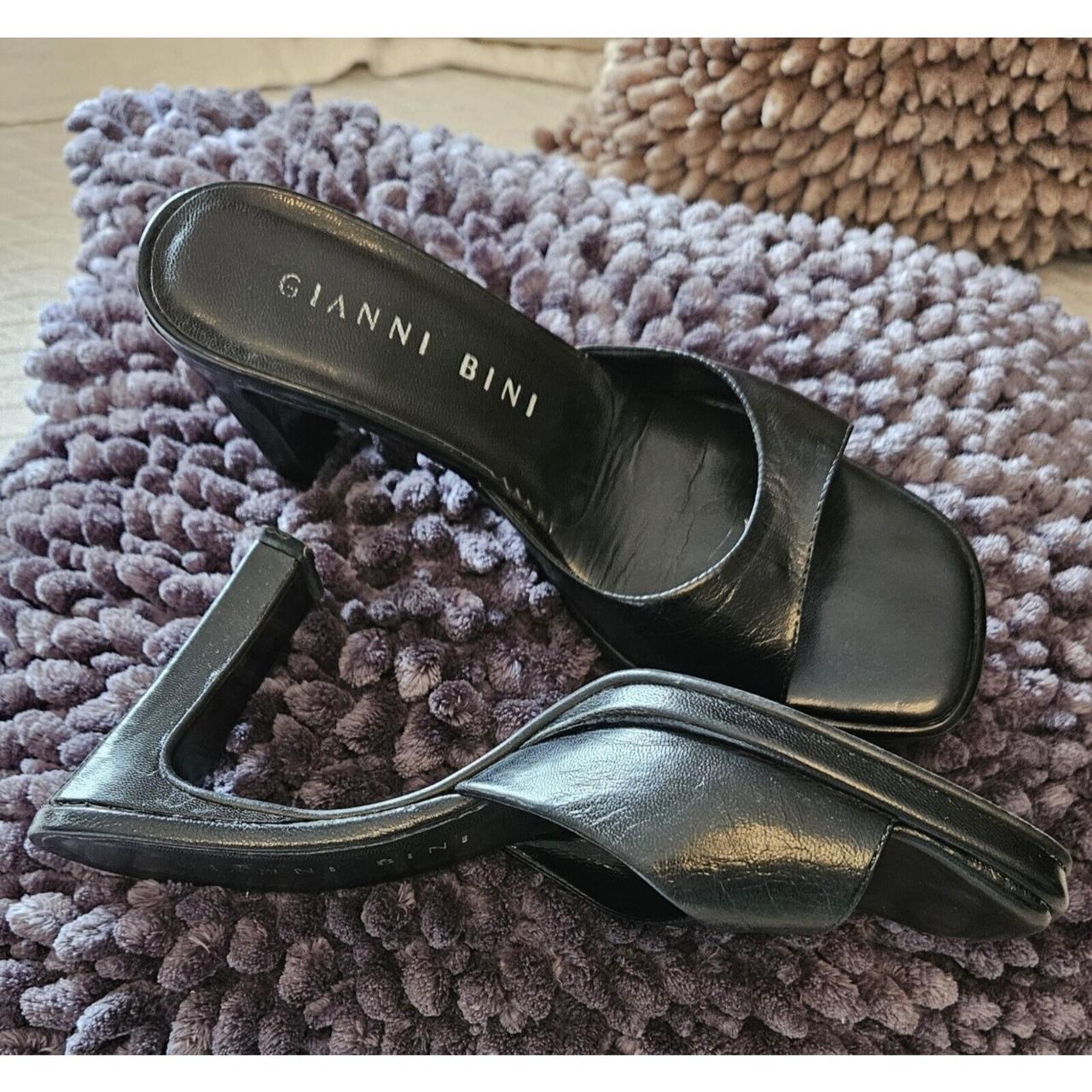 Gianni Bini Black Leather The Barbie Size 6... - Depop