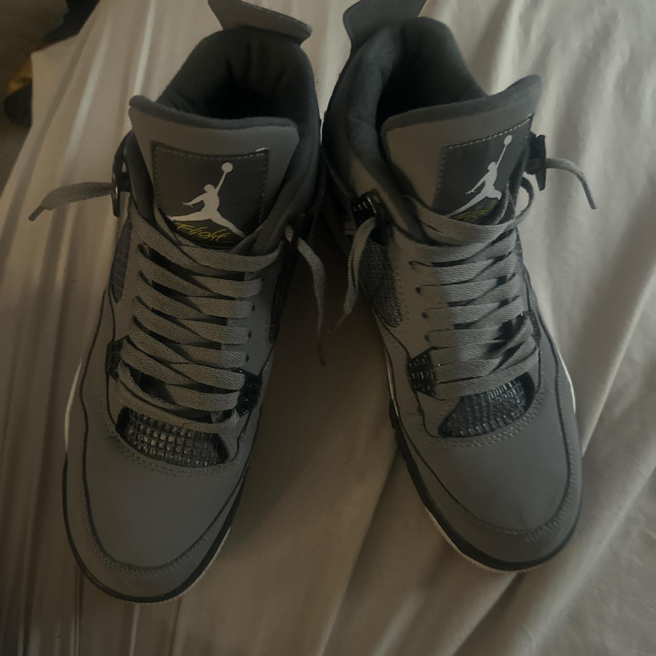 Rep jordan 4 cool greys size 10 #jordan #jordan4 - Depop