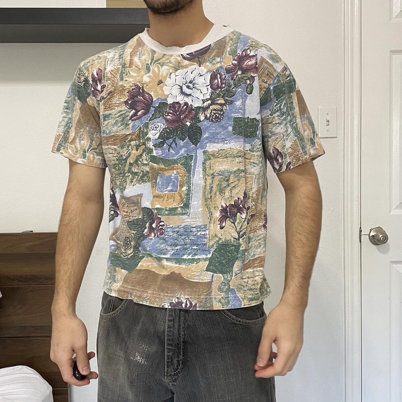 vintage cottage core floral print tee shirt... - Depop