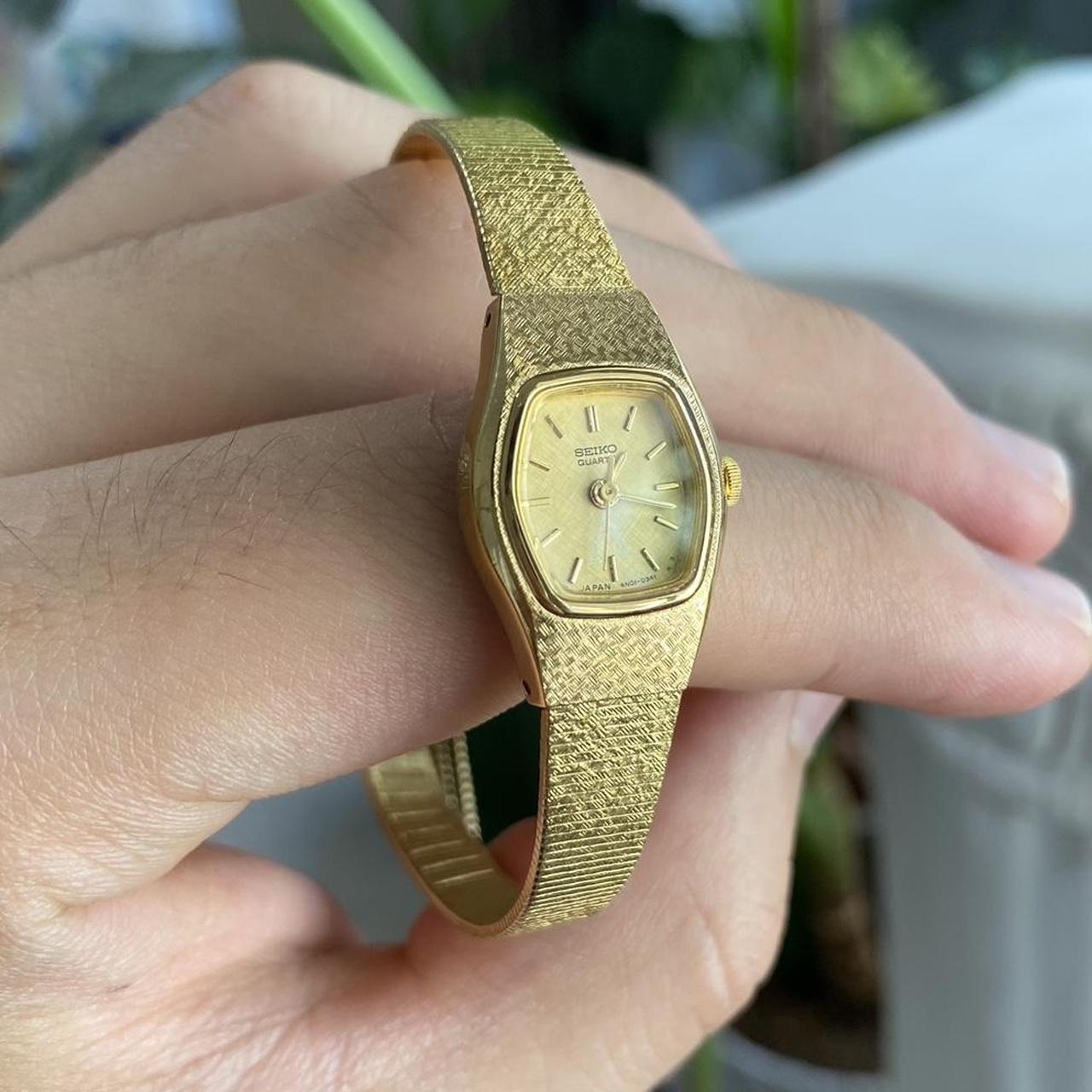 timeless gold seiko watch - Depop