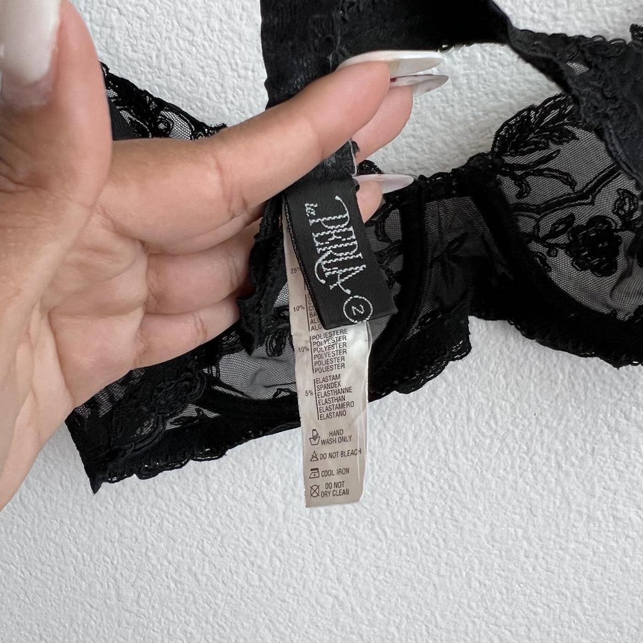 La Perla Lace Bra •normal wear/no noticeable flaws... - Depop