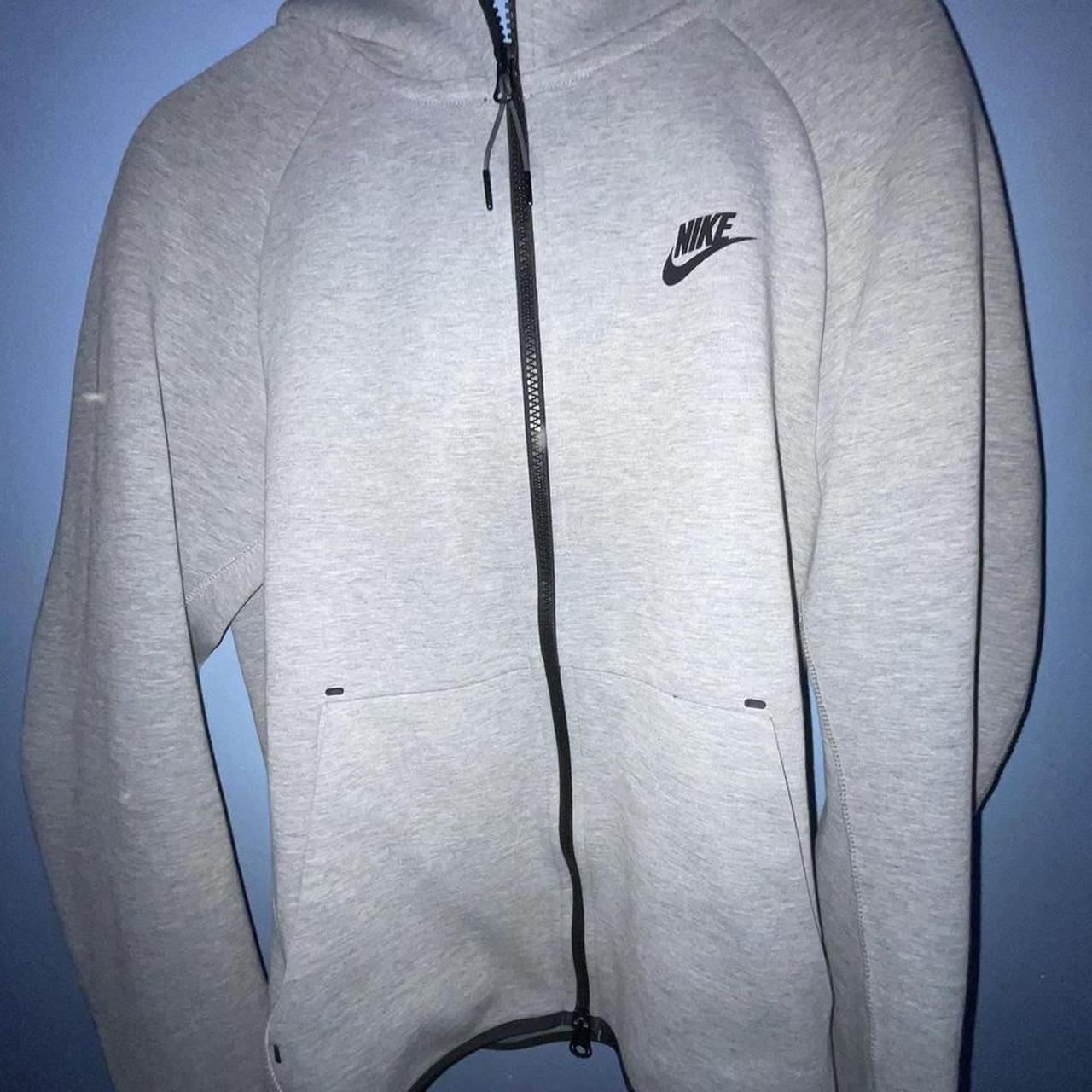Grey old season Nike tech Small - Depop