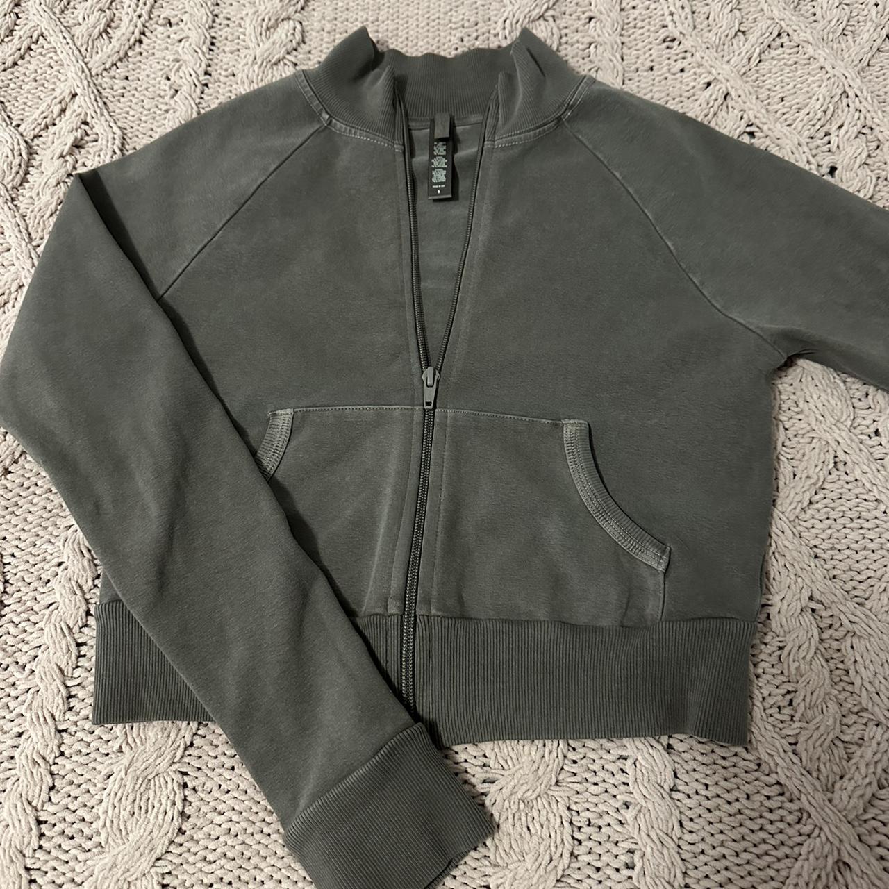 Skims set - both size small - thick shaping... - Depop