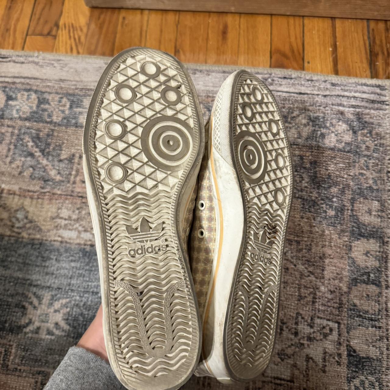 Adidas Skate Shoe Sum calm that still pops - Depop