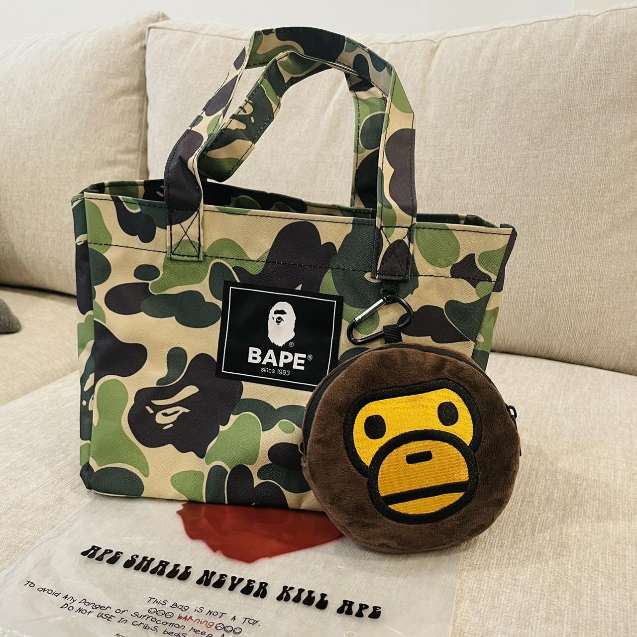 A Bathing Ape Tote Bag w/ Baby Milo Foldable... - Depop