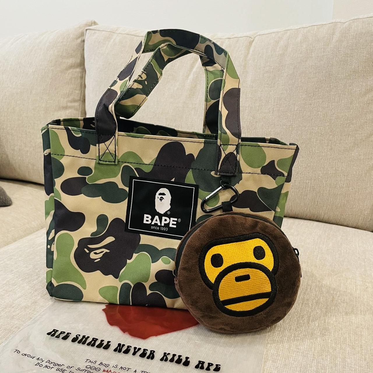 A Bathing Ape Tote Bag w/ Baby Milo Foldable... - Depop