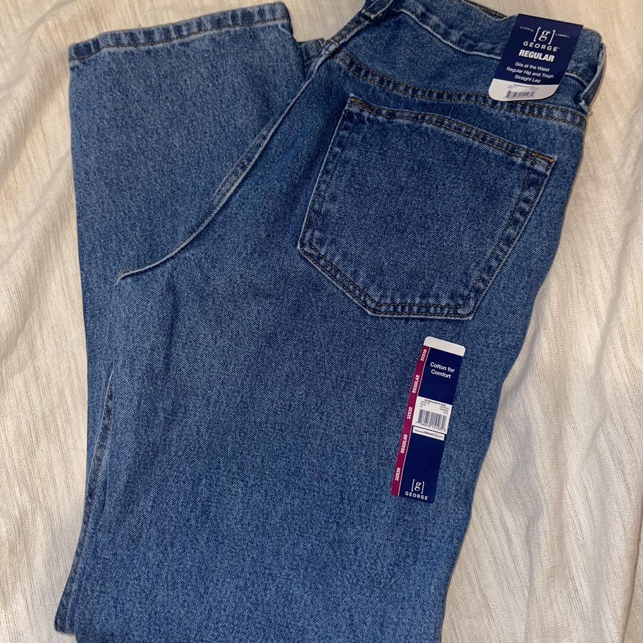 George mom looking jeans! super cute & to style with... - Depop