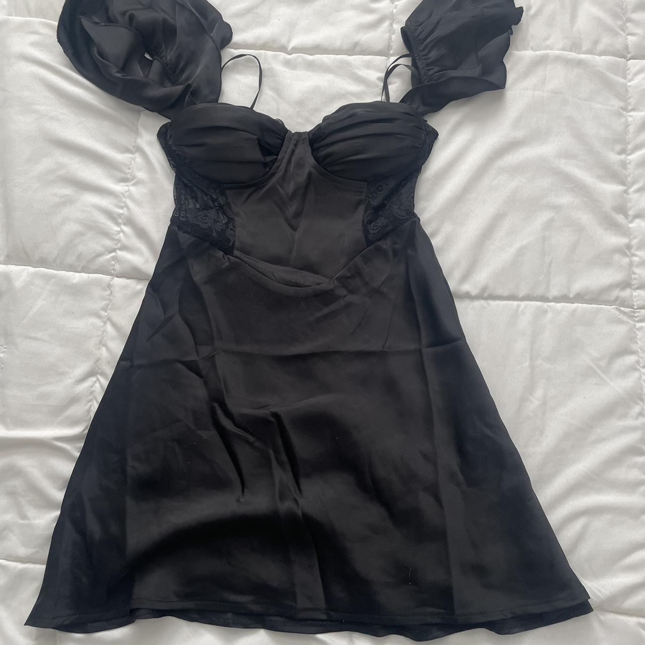 Hello molly hoco dress Never worn still has tags on... - Depop