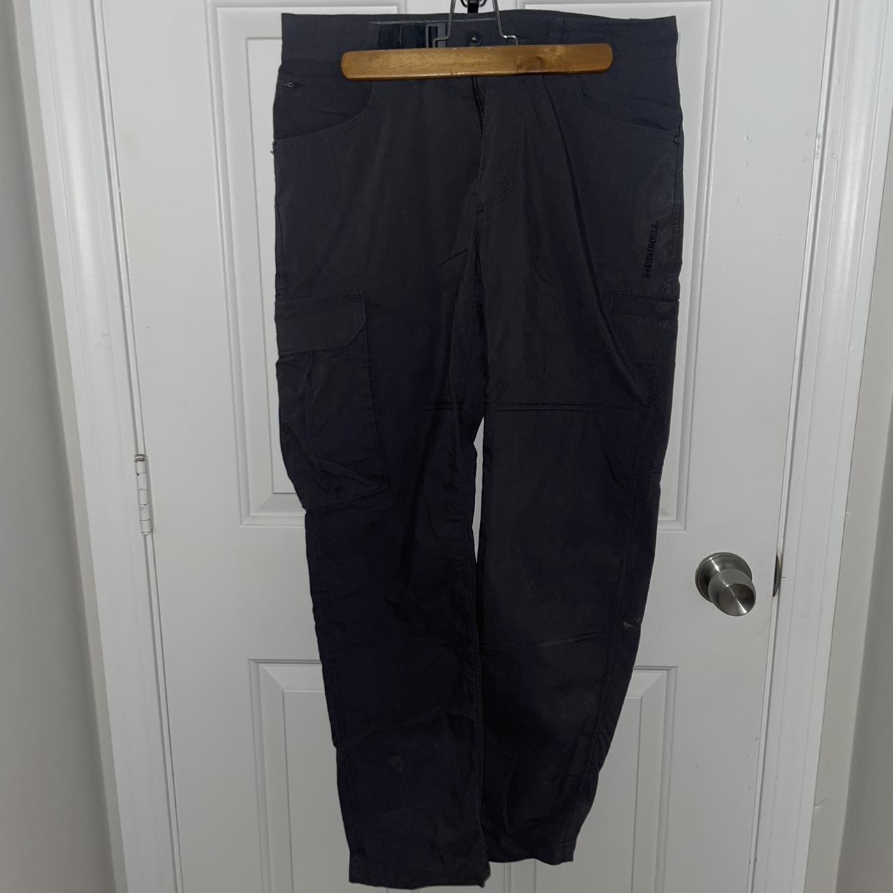 Merrell Cargo Hiking Pants Inseam: 29in Thigh:... | Depop