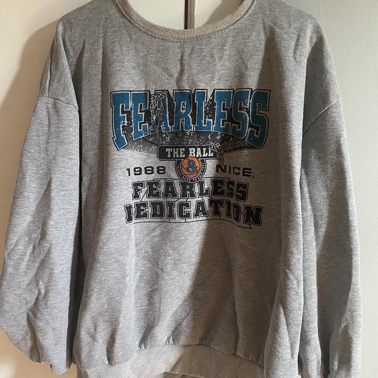 Grey vintage crewneck sweater with a nice design... - Depop