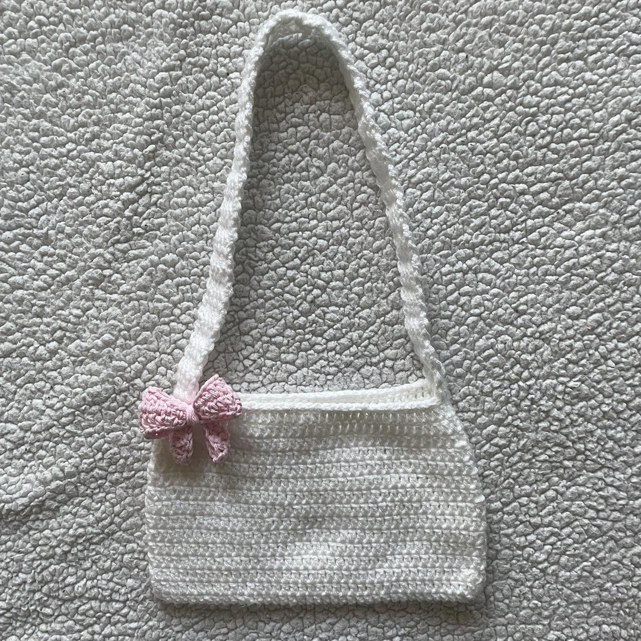 white & pink bow purse! crocheted with love