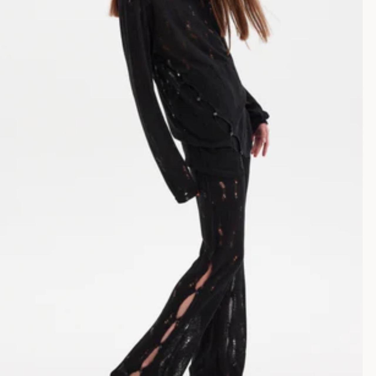 Source unknown distressed pants size says one size... - Depop