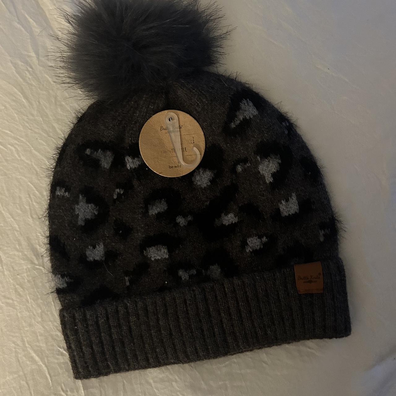 Brand new winter hat tags still on never worn - Depop