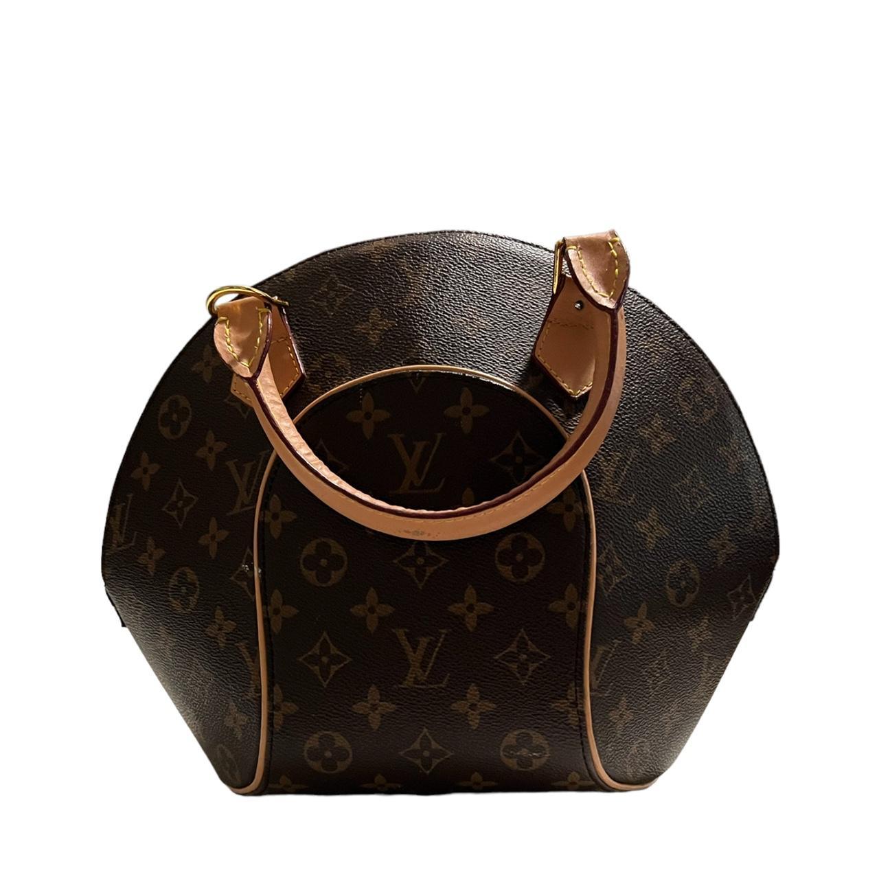 Measurements: Handle Drop 4.5", Height 10", Width... - Depop