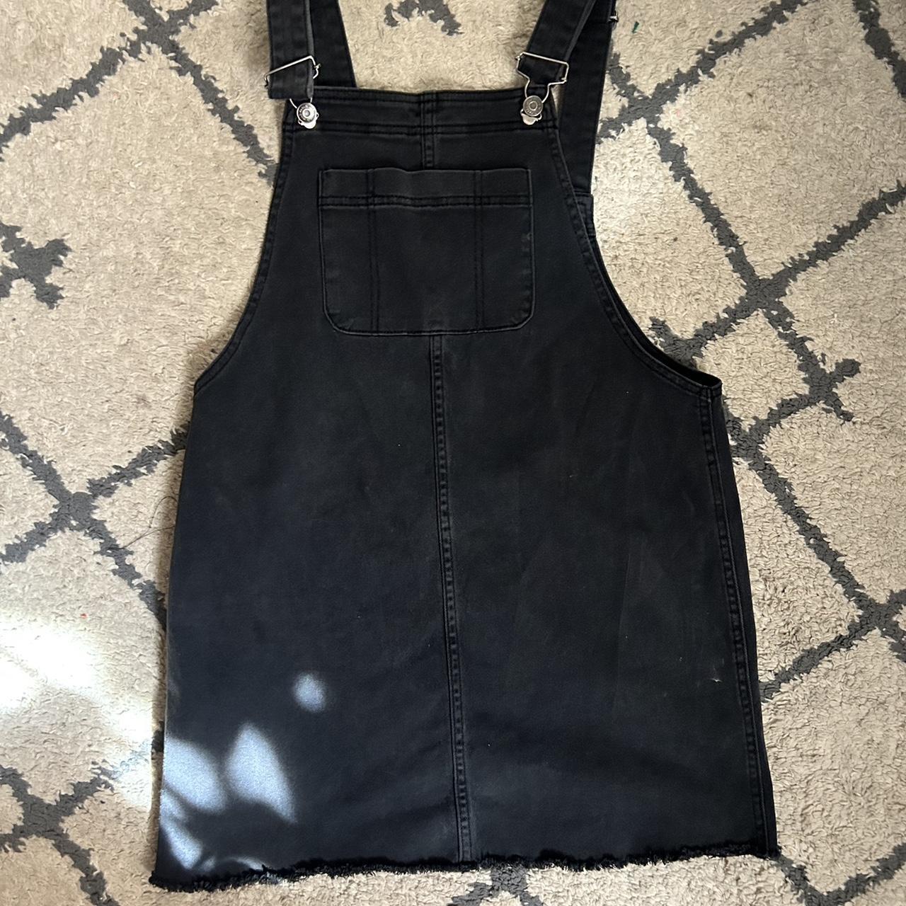 Black target overall dress size medium/large - Depop