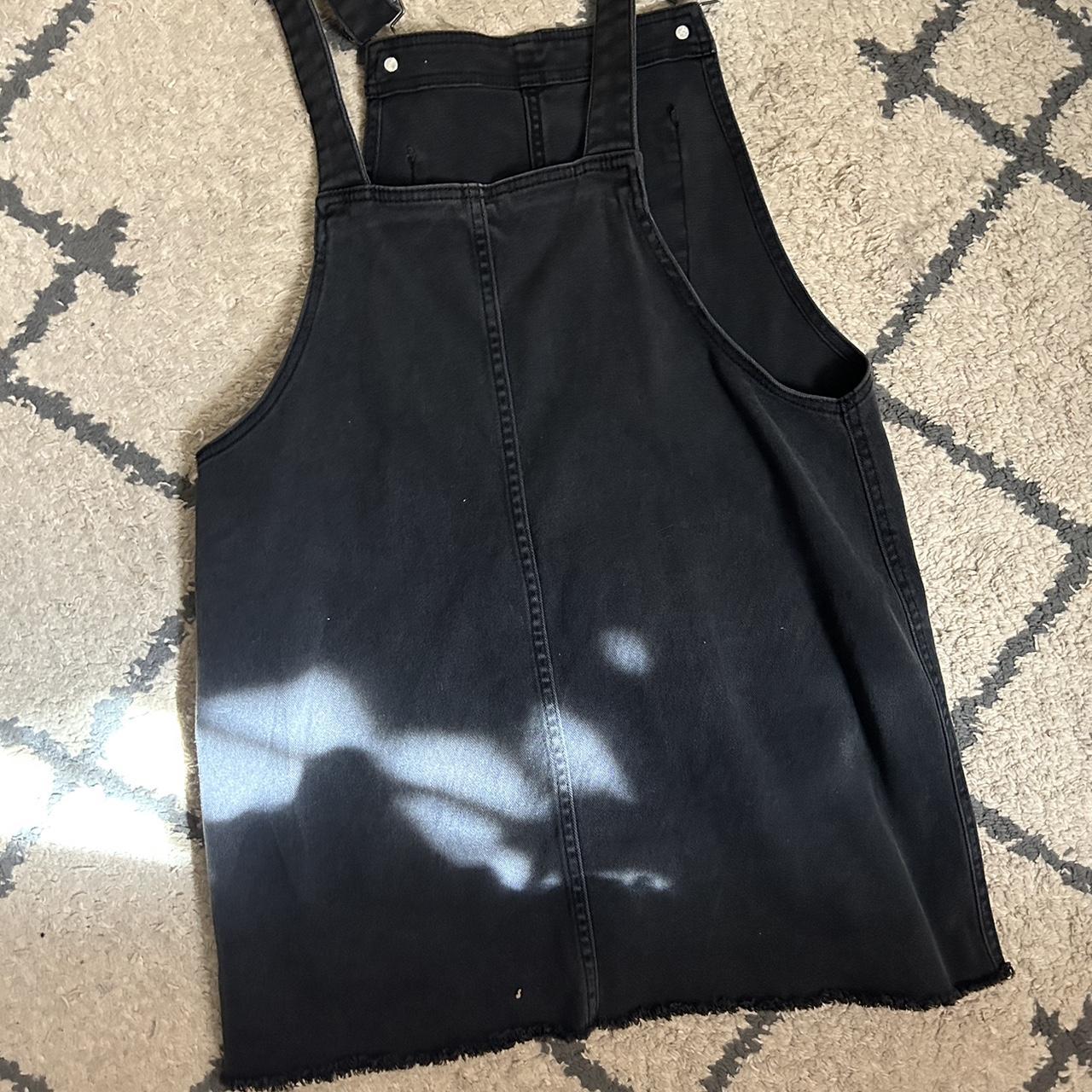 Black target overall dress size medium/large - Depop