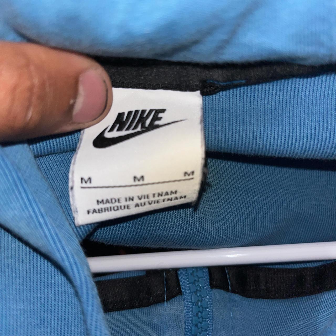 Nike Tech Blue Size Medium in Big Kids LIKE NEW - Depop