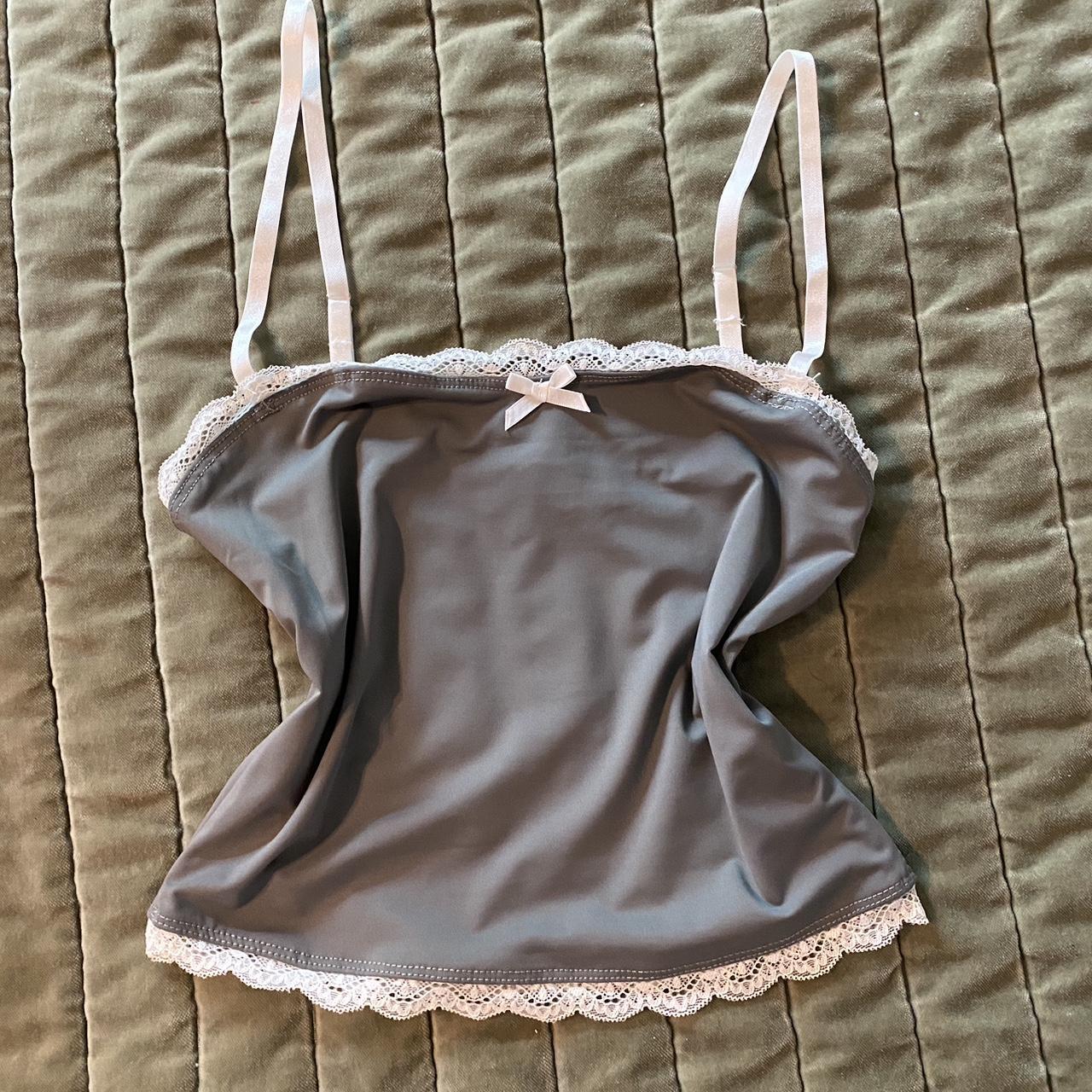 edikted lace tank, never worn #edikted #lace #coquette - Depop