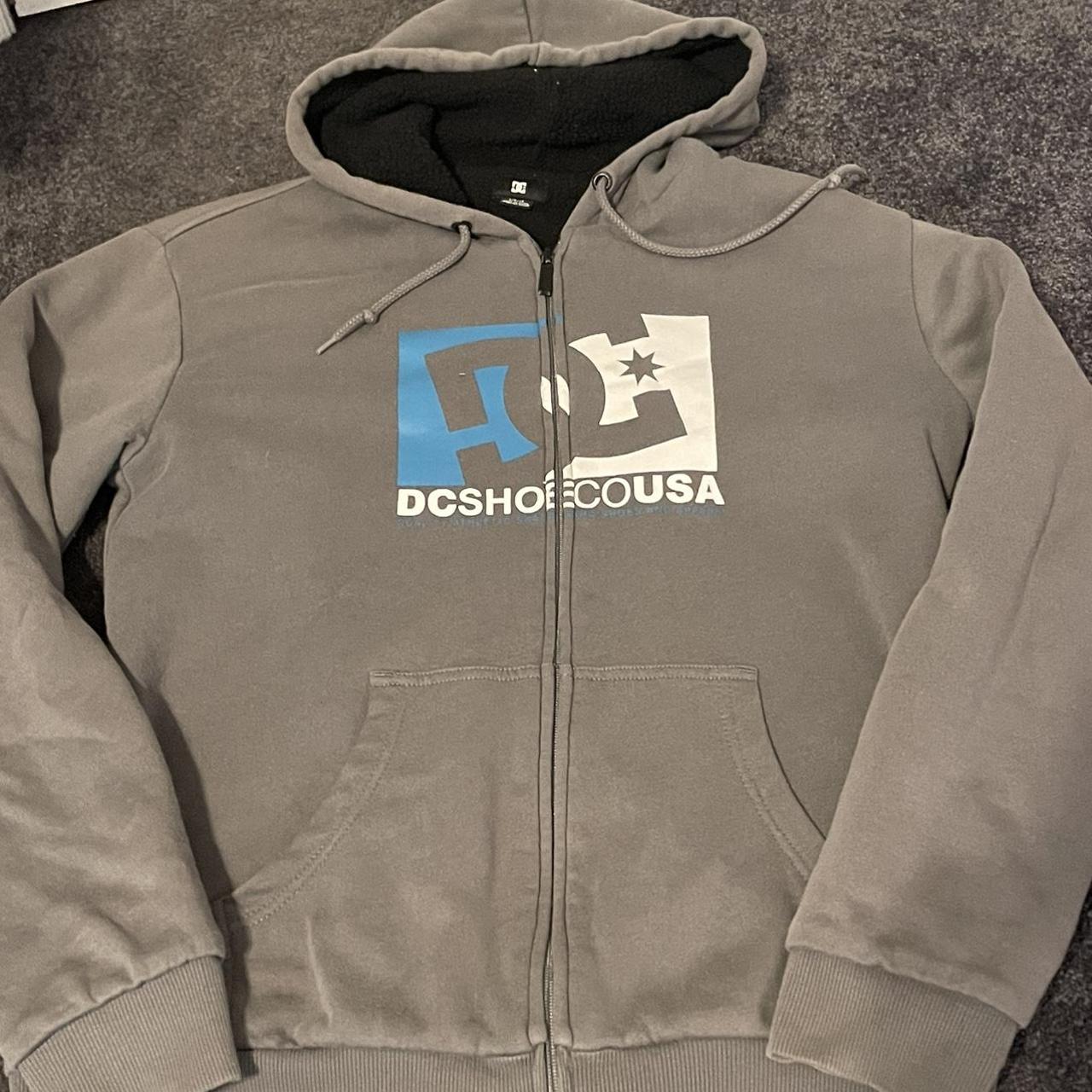 grey DC SHOE CO mens size small zip up!! super warm... - Depop