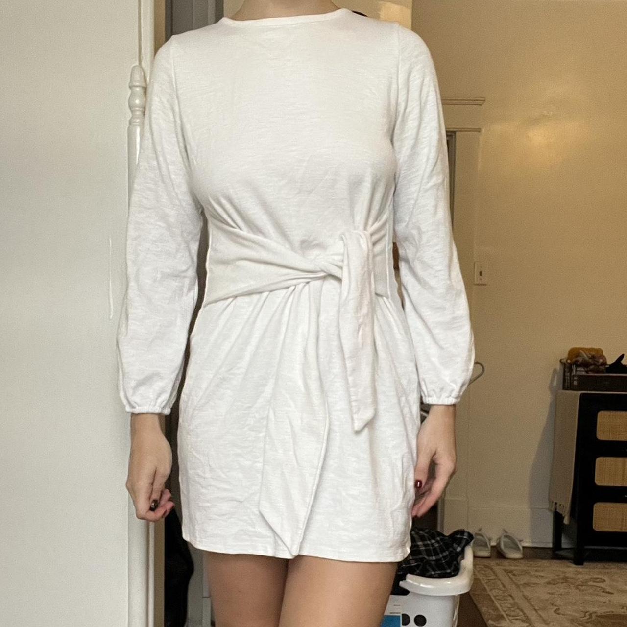 Cute white mini dress with tie detail Worn twice ... - Depop