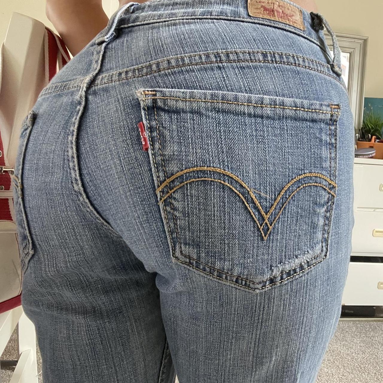 Levi’s low rise jeans women’s size 6 - Depop