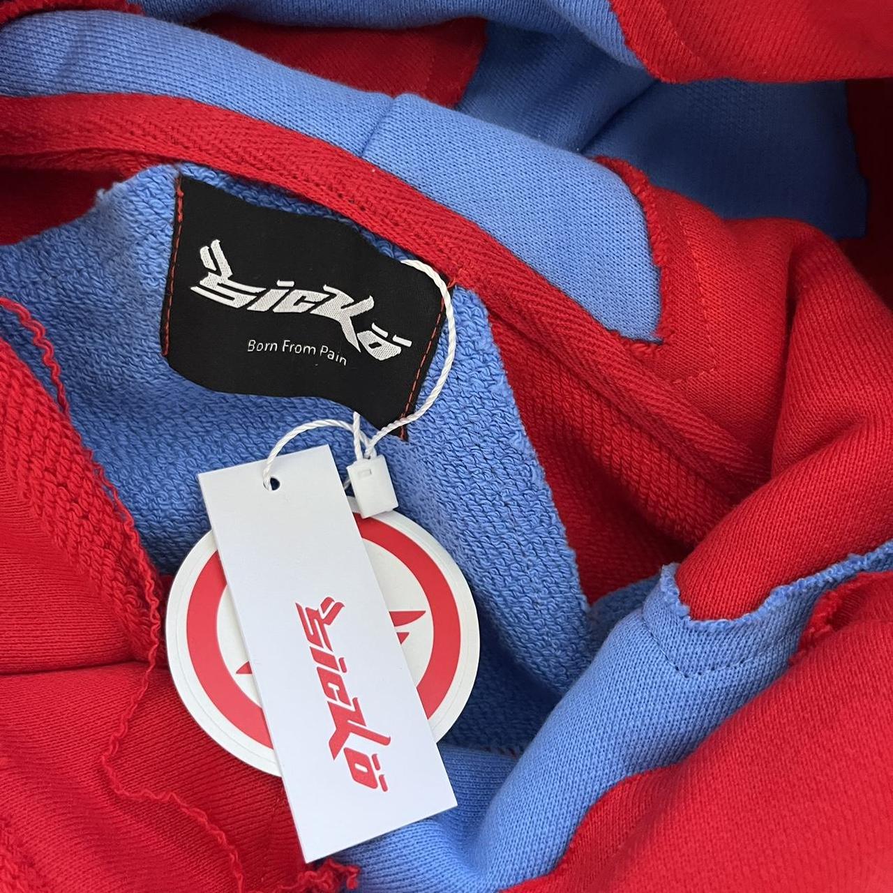 Cut and see zig zag hoodie size xl -brand new with... - Depop