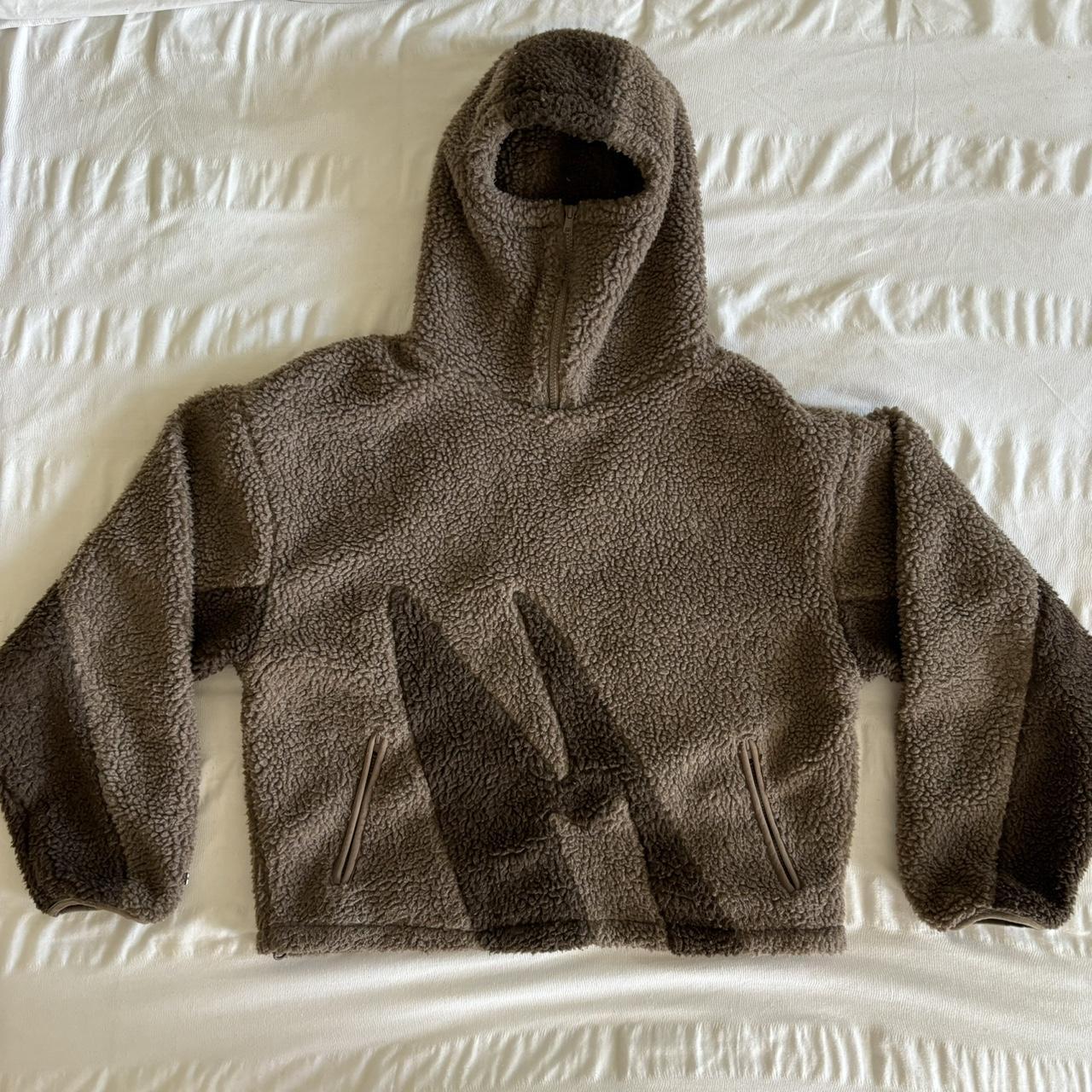 Mertra Mertra fleece Size: L #mertra #fleece... - Depop