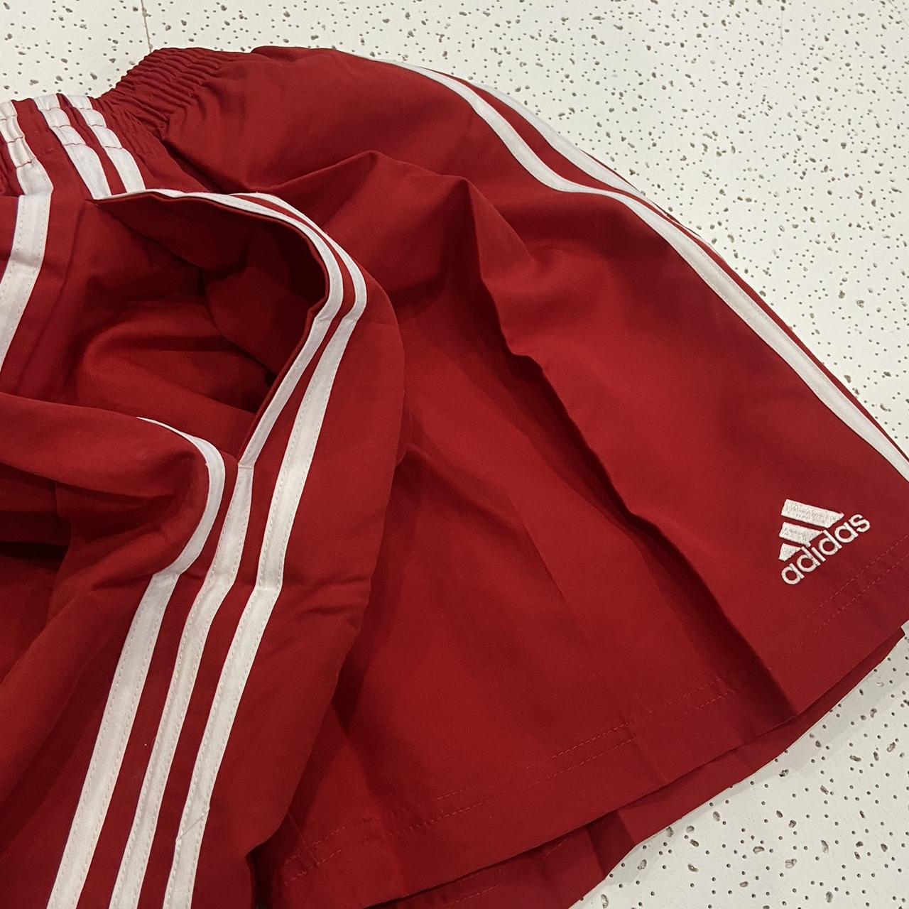 Adidas Originals Men's Red and White Shorts | Depop