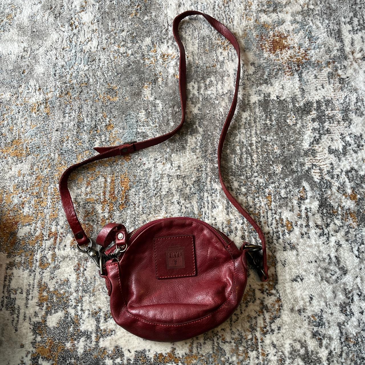 red frye purse - Depop