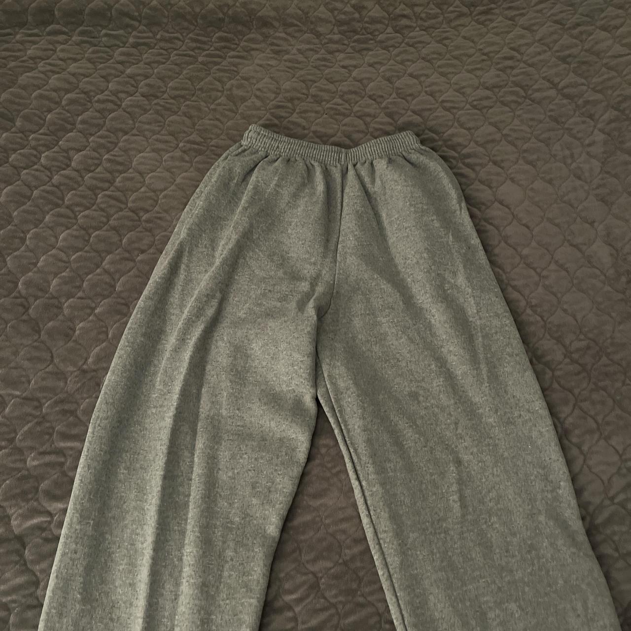 Grey sweatpants with drawstring waist #sweatpants - Depop