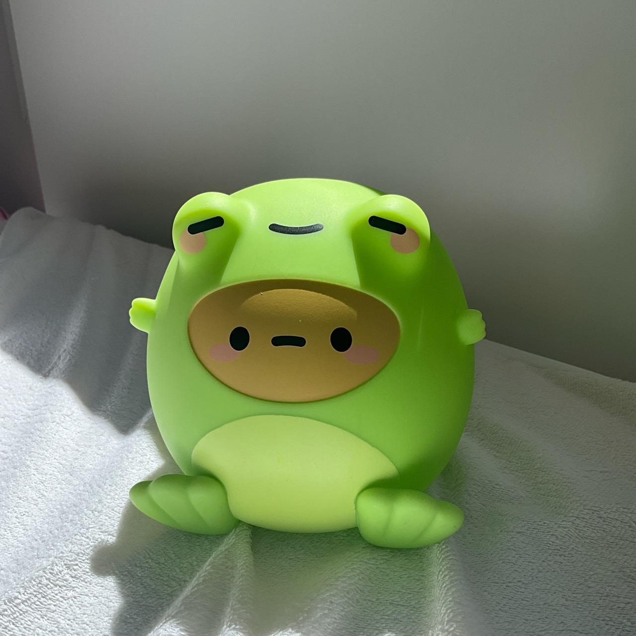 NO PAYPAL PLEASE!! adorable green frog ambient light... - Depop