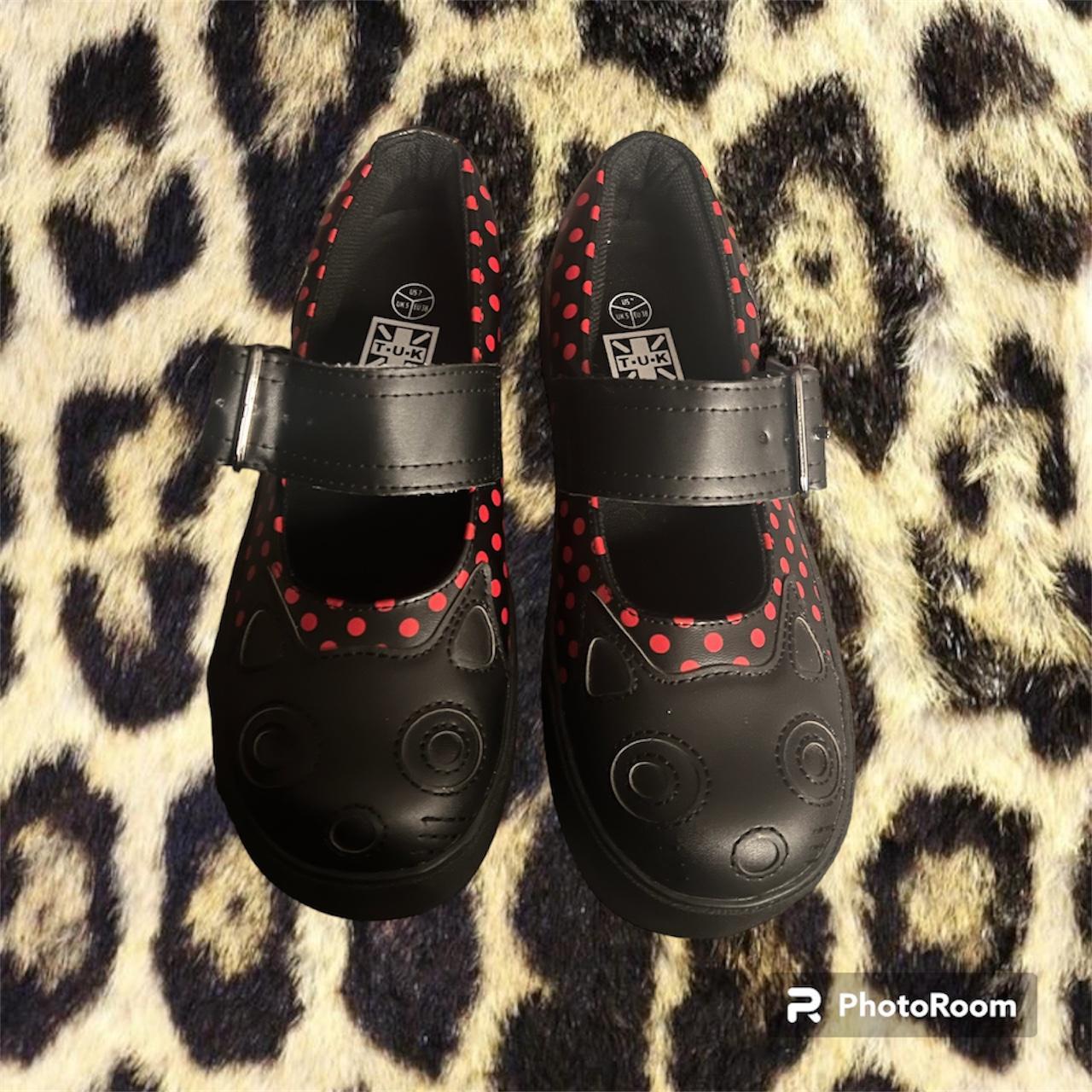 rare vintage T.U.K shoes in super great condition... - Depop